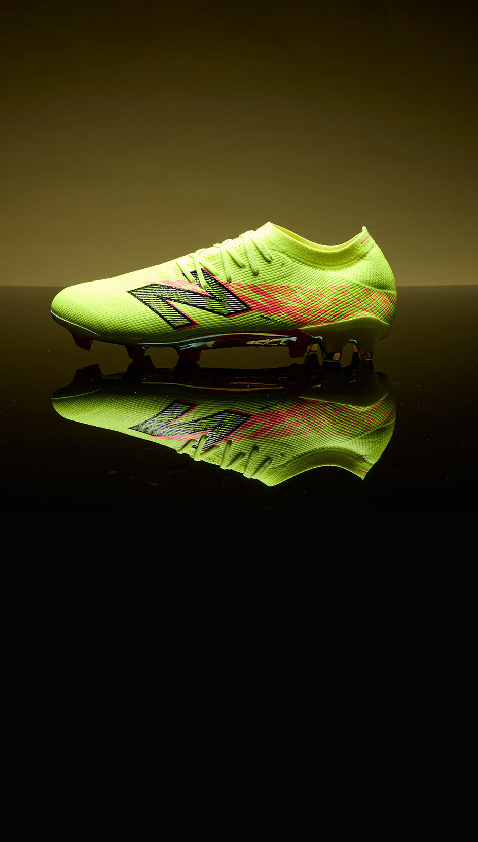 Football Boots & Shoes - New Balance