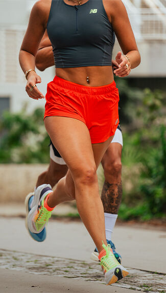 Women's Sportswear & Clothing - New Balance